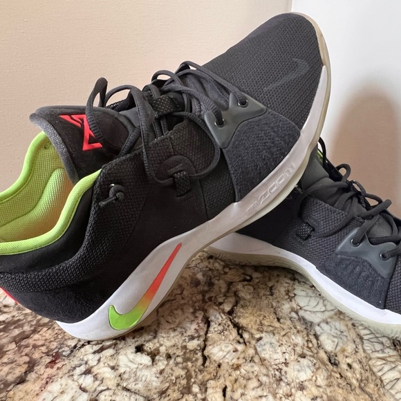 Nike | Shoes | Pg2 High Anthracitehot Punchwhitewolf Greysize 4preowned ...